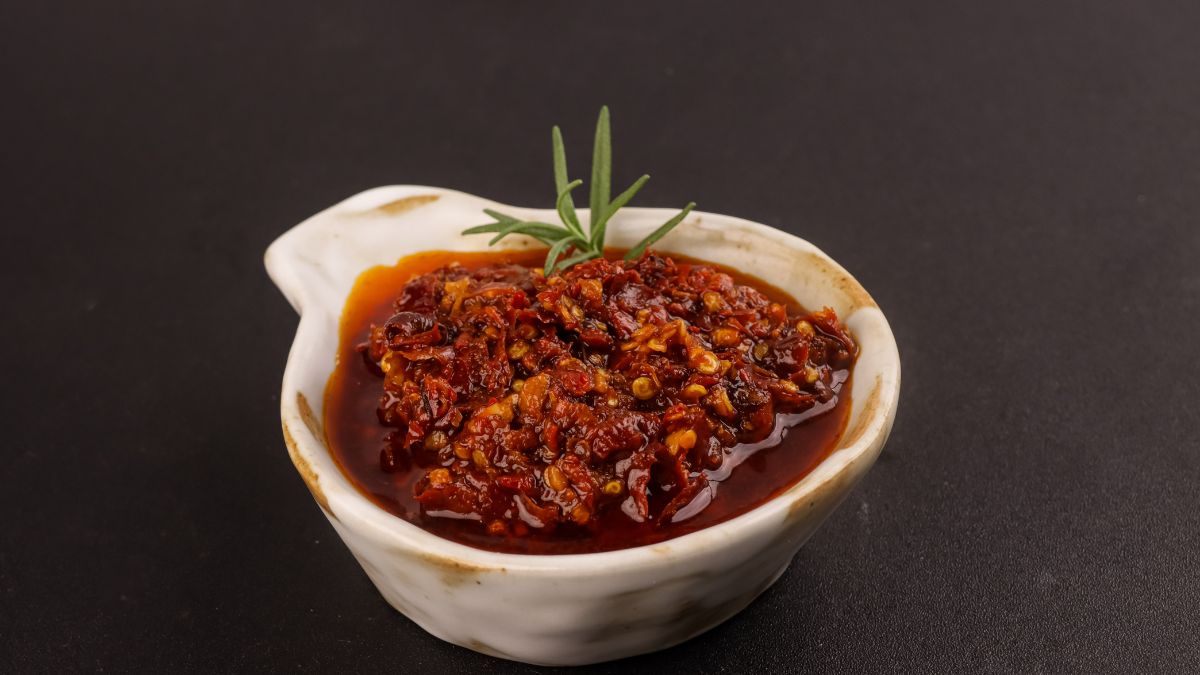 Fave™ | Recipes | Garlic Chili Oil
